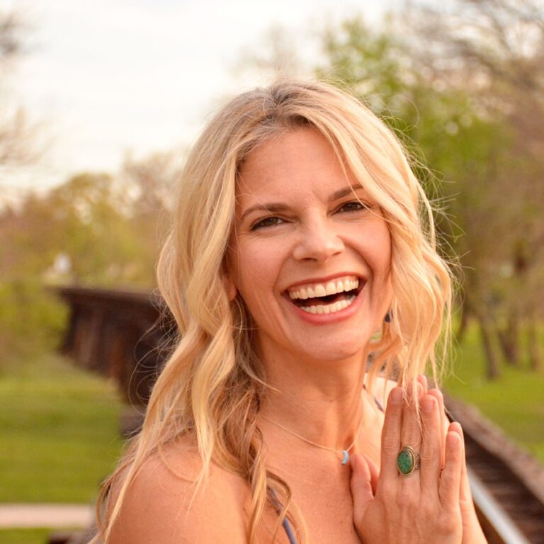 Rebecca Butler - The Travel Yogi